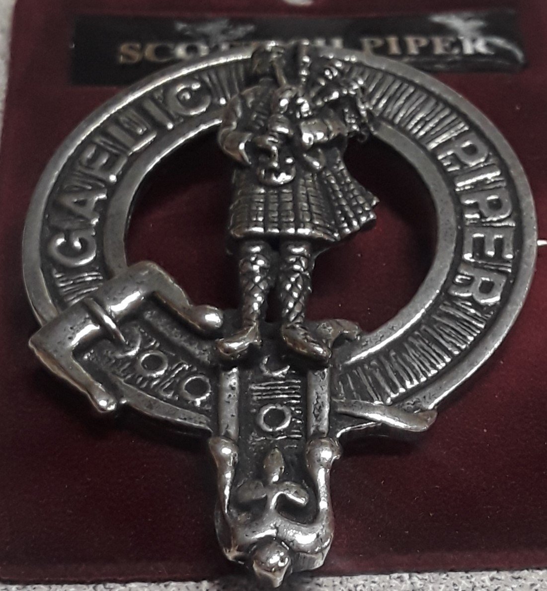Brushed Pewter Generic (Non-Clan) Crest Badges - Scottish Piper - The ...