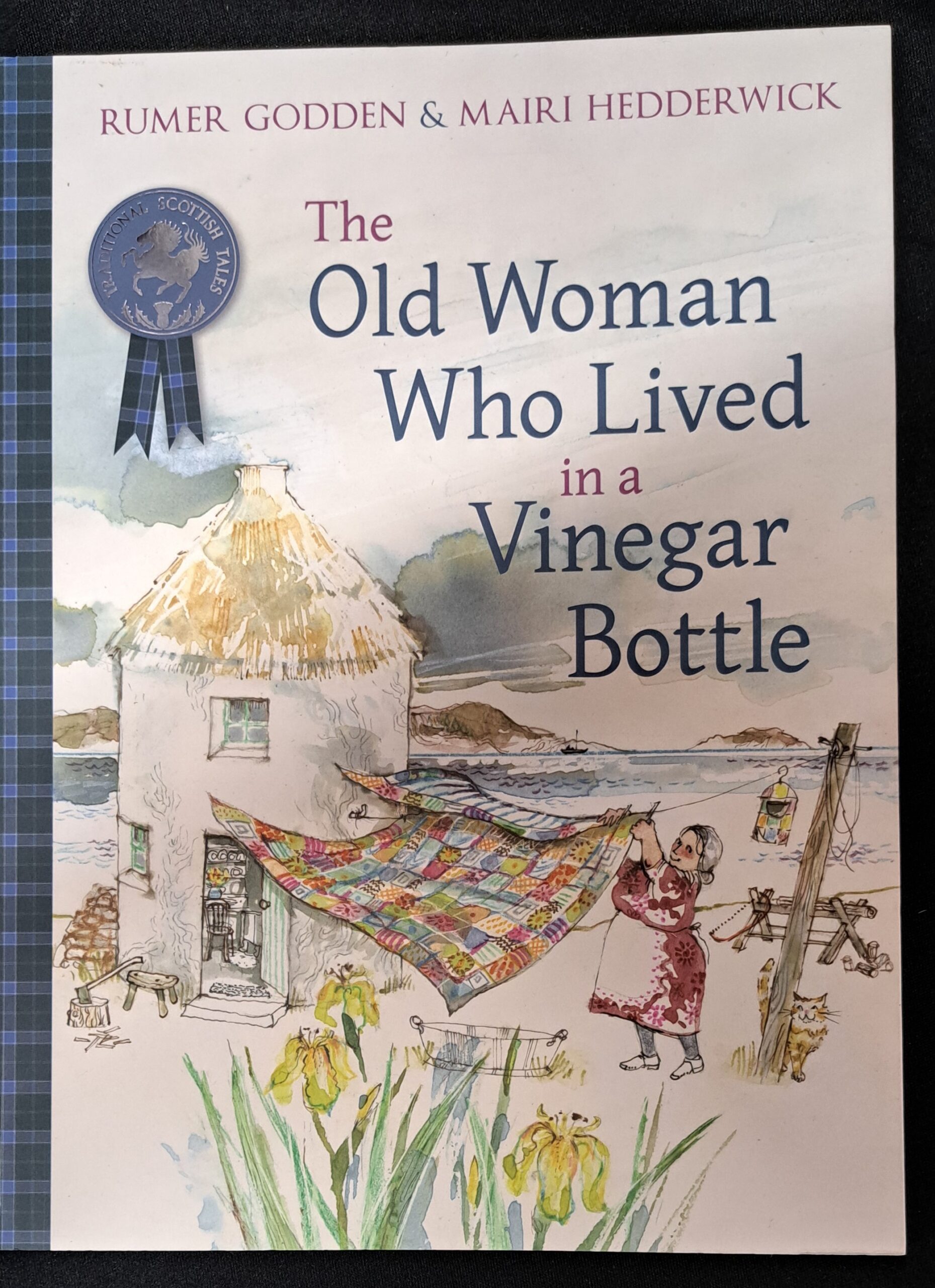 The Old Woman Who Lived in a Vinegar Bottle - The Scottish Tartans Gift ...